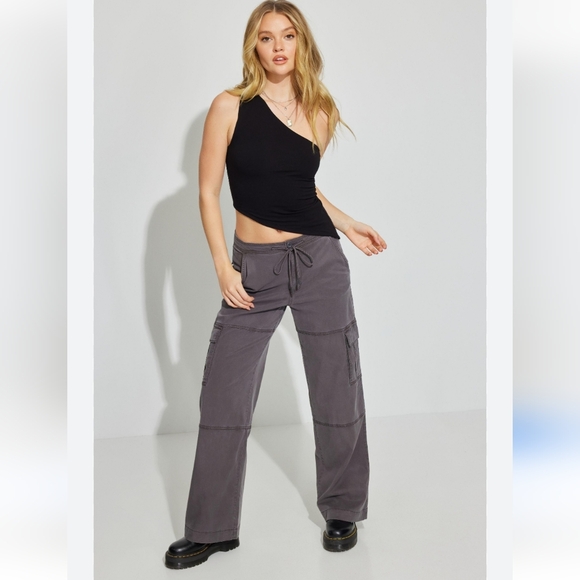 Lucy | Pants & Jumpsuits | Lucy Spa Ii Cargo Pants Size Small Short ...